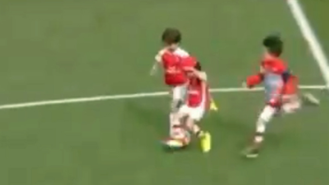 Santi Cazorla Son Enzo